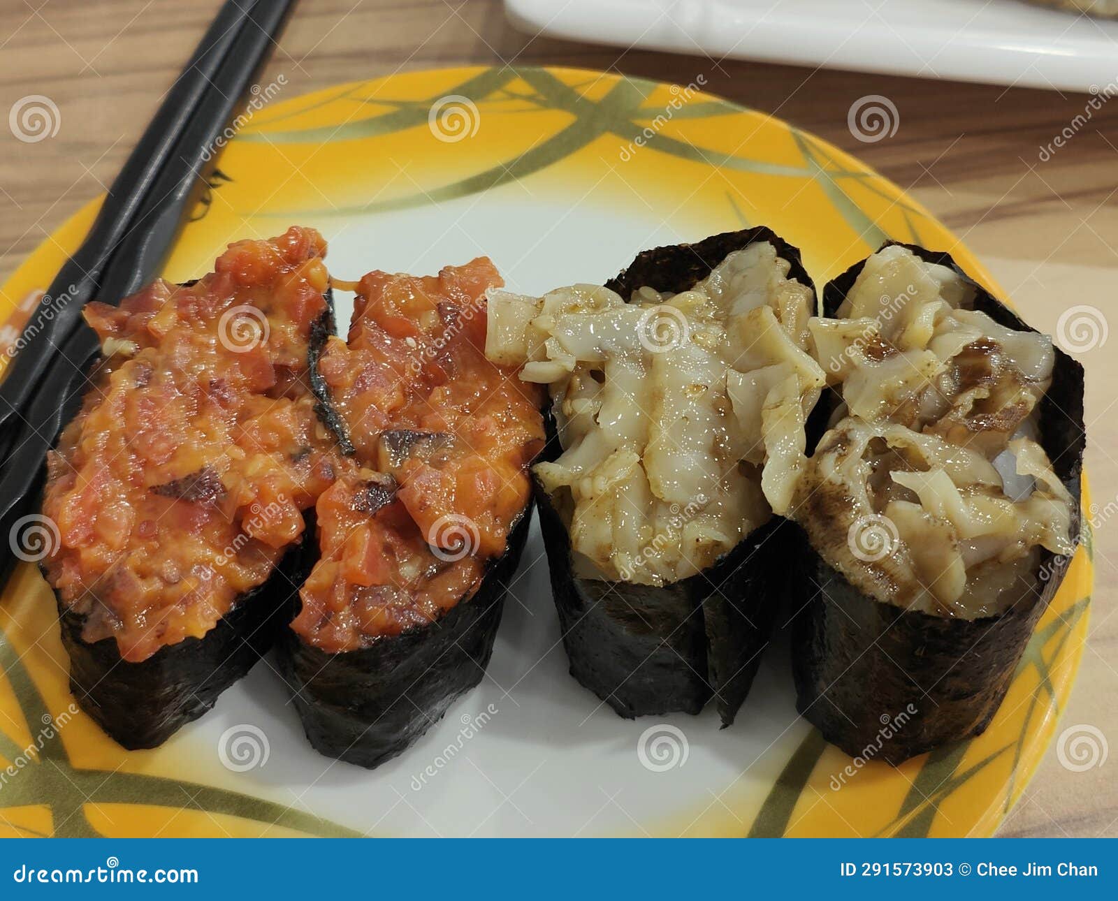 Octopus & Scallop Sushi Stock Image - Image of octopus, asushi: 291573903