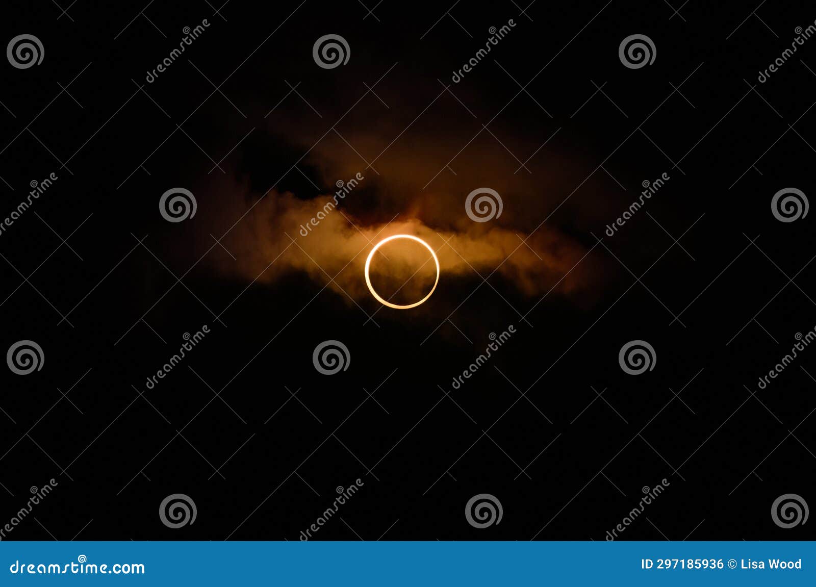 Ocular Solar Eclipse in Nevada 2023 Stock Photo - Image of ring, ocular ...