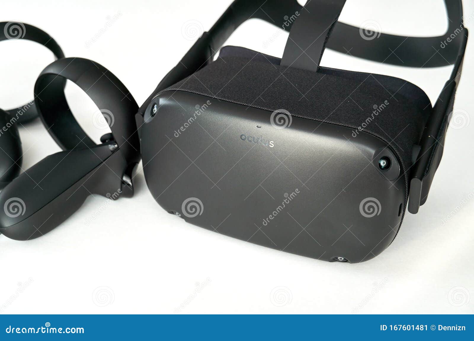 Oculus Quest VR Virtual Reality Headset and Controllers by Facebook ...