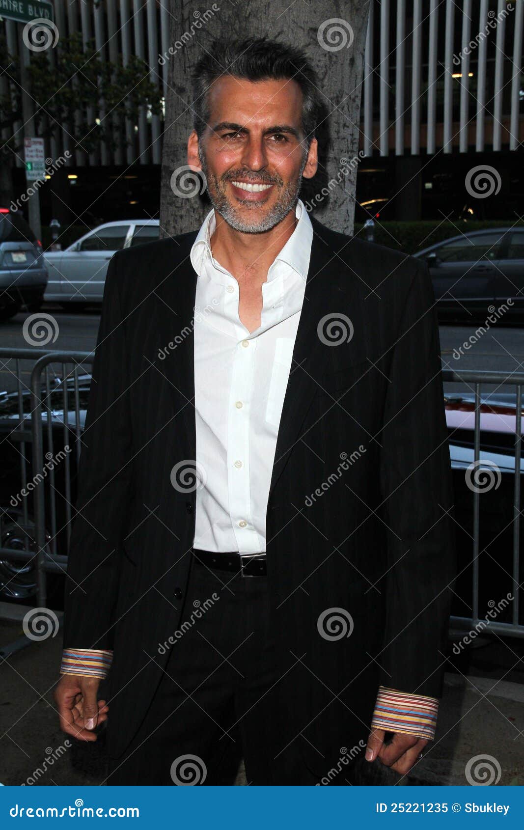 Oded Fehr at the World Premiere of Editorial Image - Image of hills ...