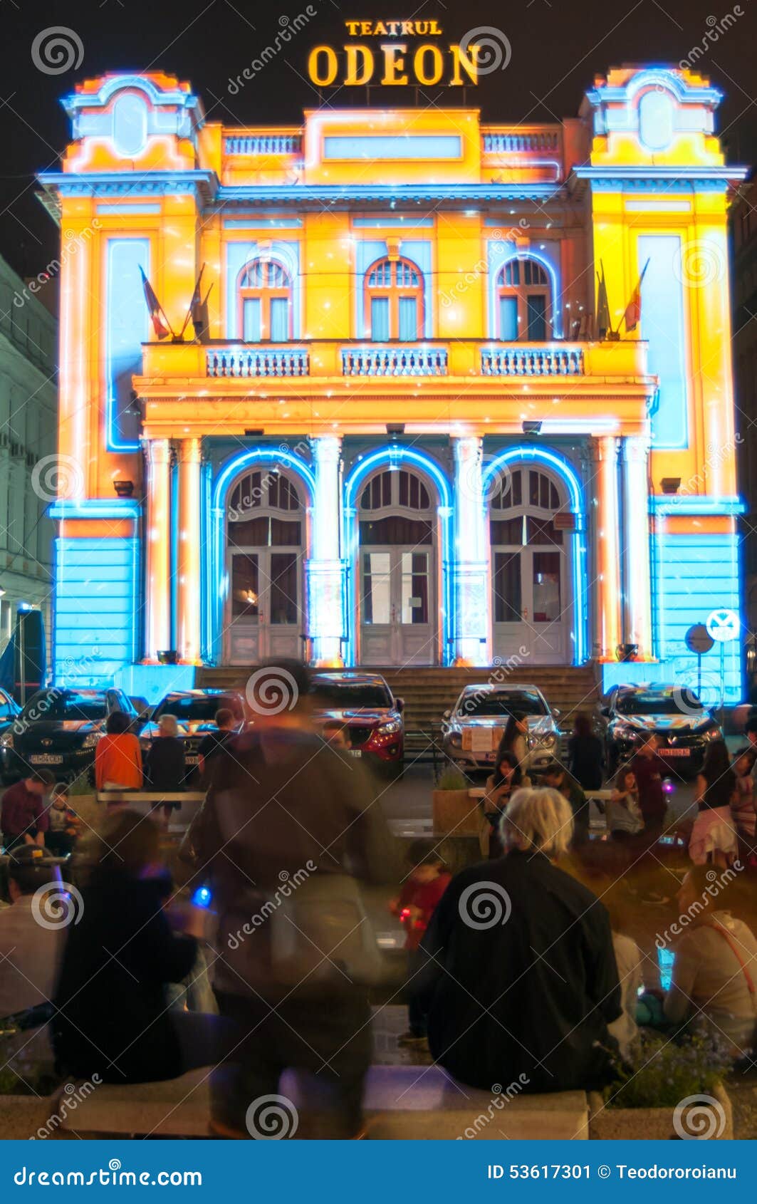 Odeon theatre editorial photo. Image of clubs, crowd - 53617301