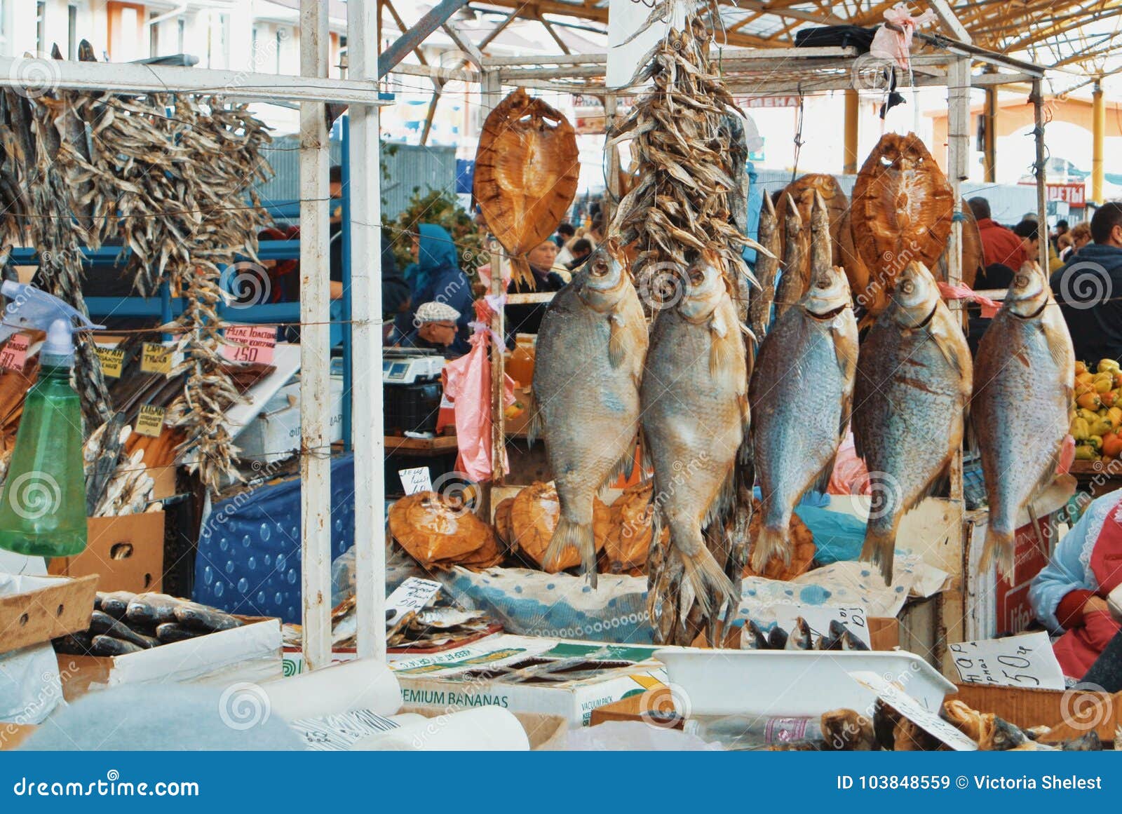 ODESSA, UKRAINE - 14 OCTOBRE 2017 : Abondance Des Poissons Secs Du Diff ...