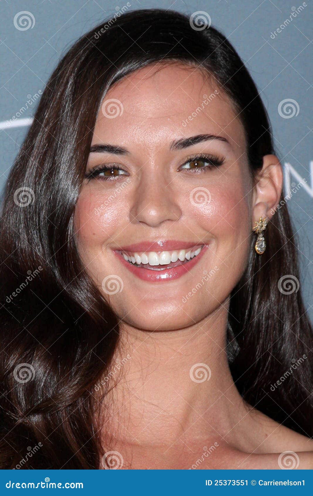 Odette Annable's Instagram, Twitter & Facebook on IDCrawl