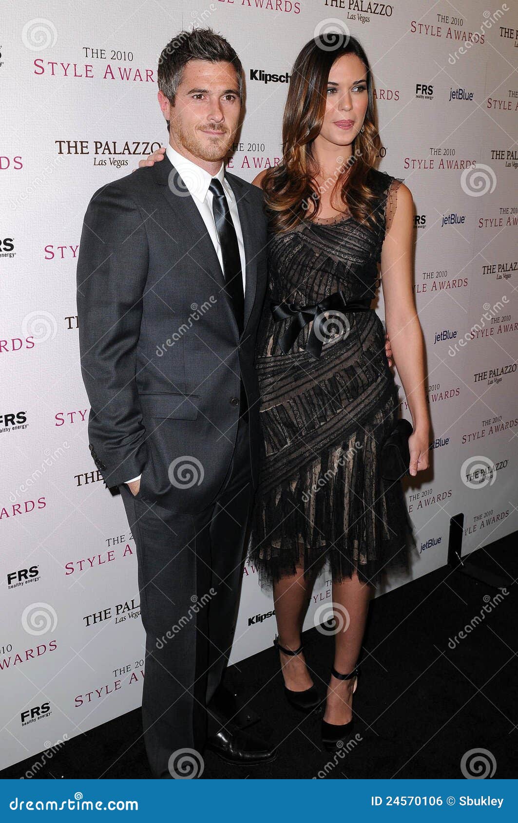 Odette Yustman,Dave Annable Editorial Photo - Image of awards ...