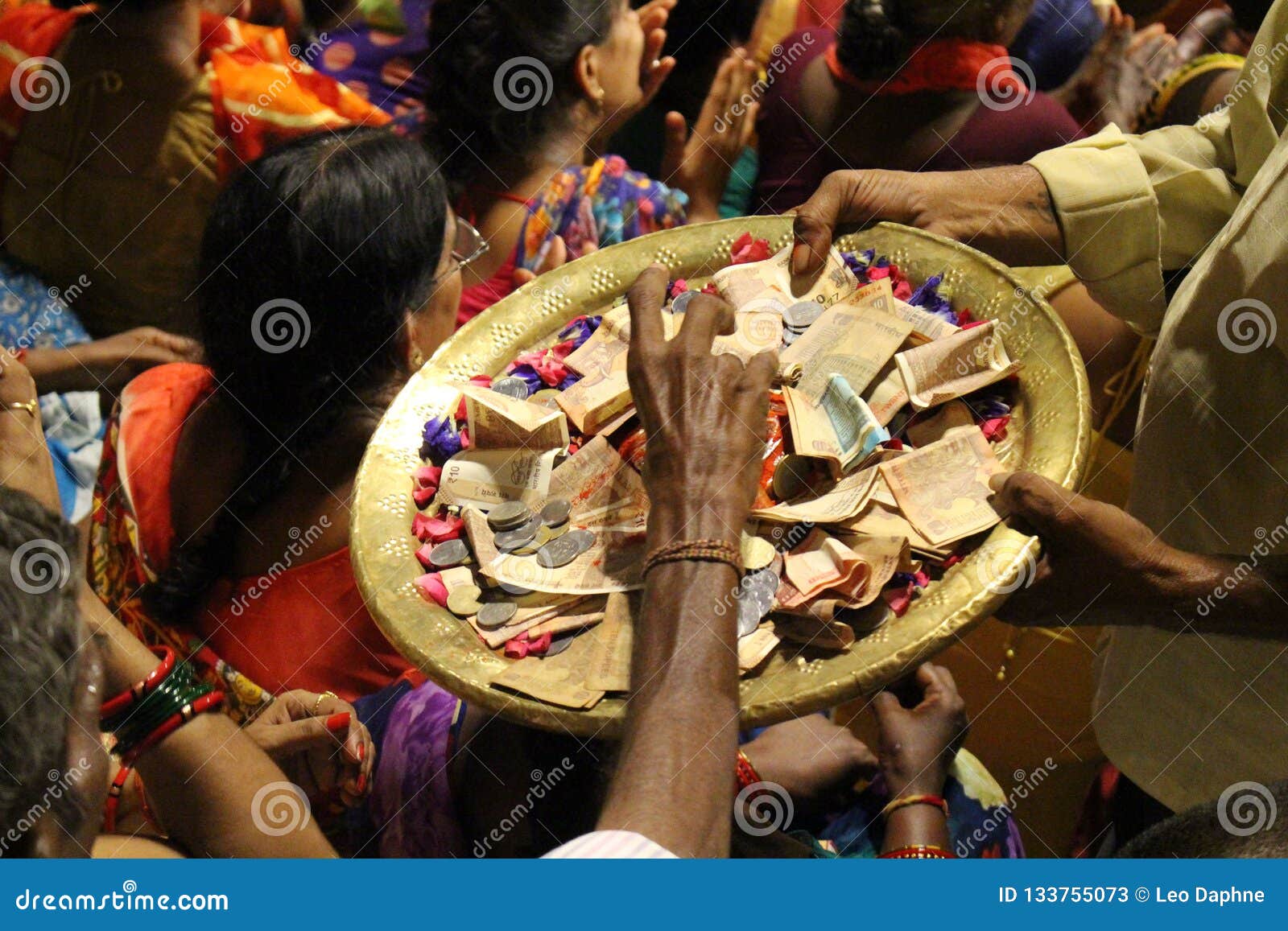 The Offering during the Famous Fire ? Ritual and Procession in ...
