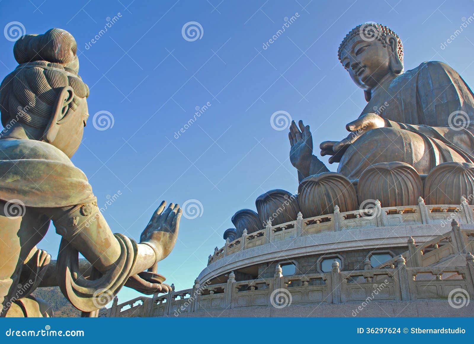 The Offering of the Six Devas Stock Photo - Image of affliction, hong ...