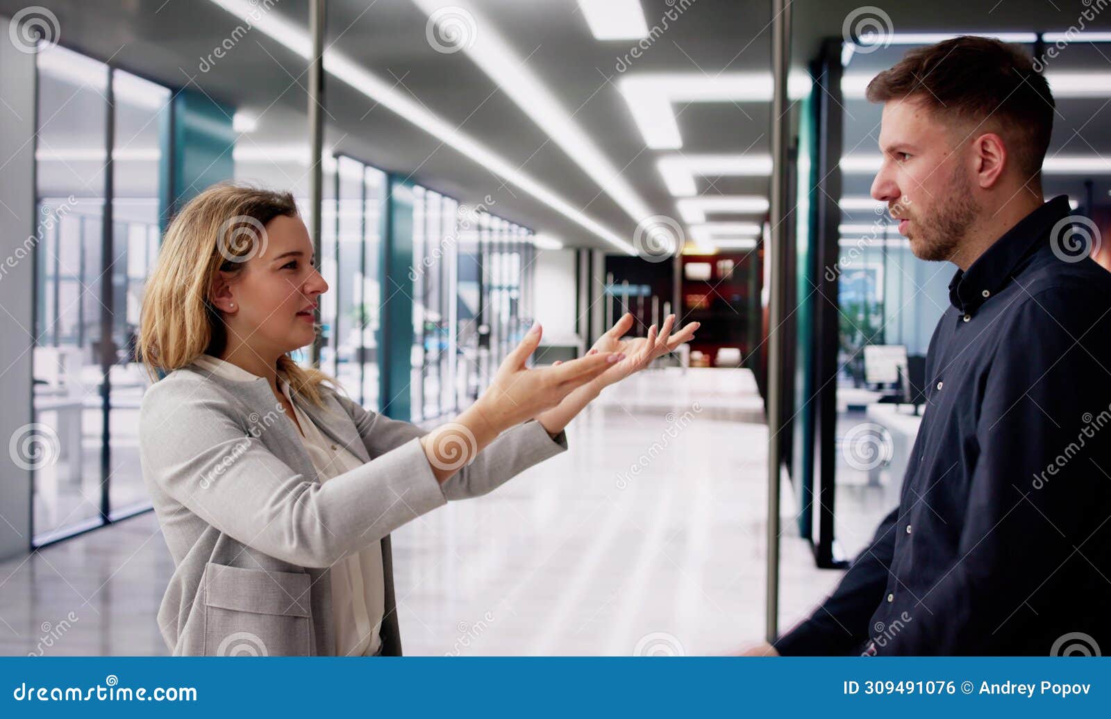 Office Argument and Quarrel Stock Photo - Image of argue, fighting ...