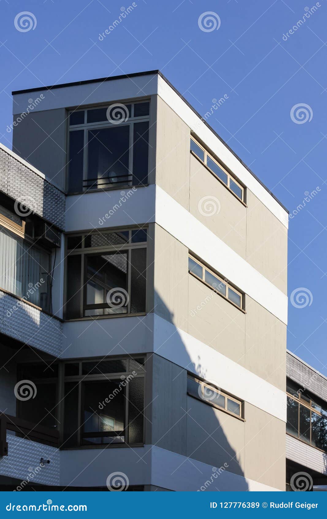 Office building facade stock image. Image of blue, facility - 127776389