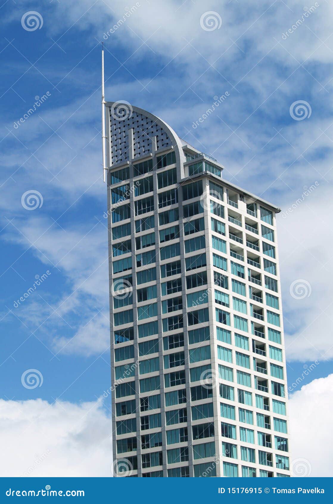 Office building facing stock image. Image of silver, glass - 15176915