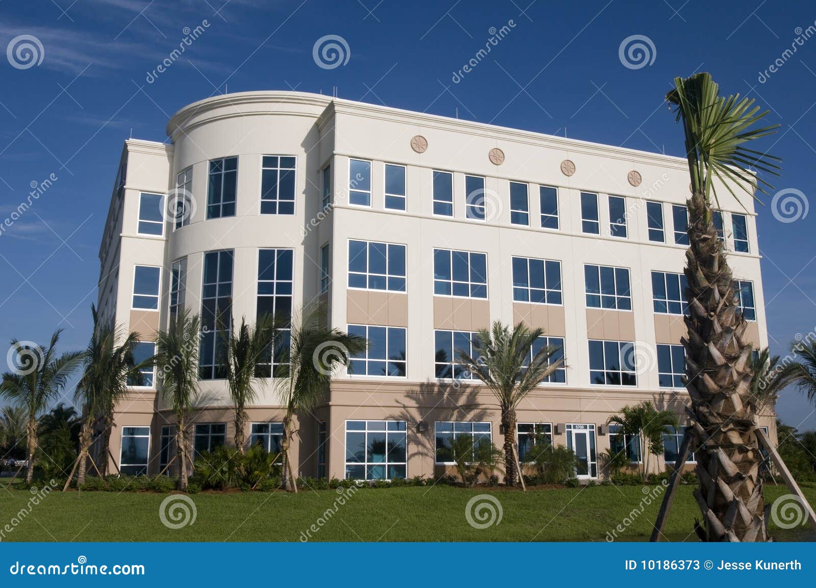 Office Building in Florida stock image. Image of office - 10186373