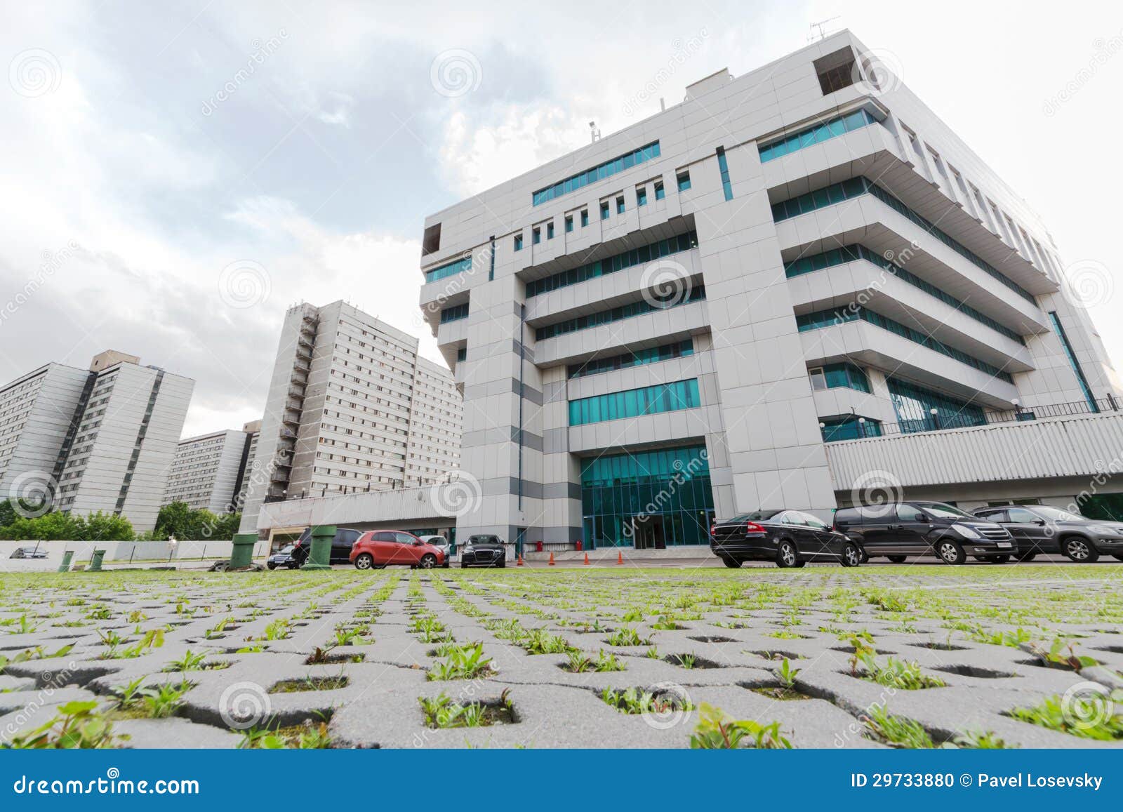 Office Building and Parked Cars Stock Photo - Image of landmark, moscow ...
