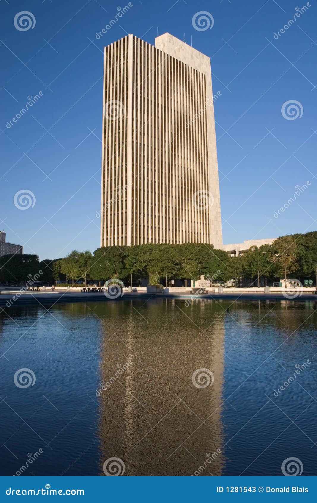 Office Building Reflection stock image. Image of reflection - 1281543