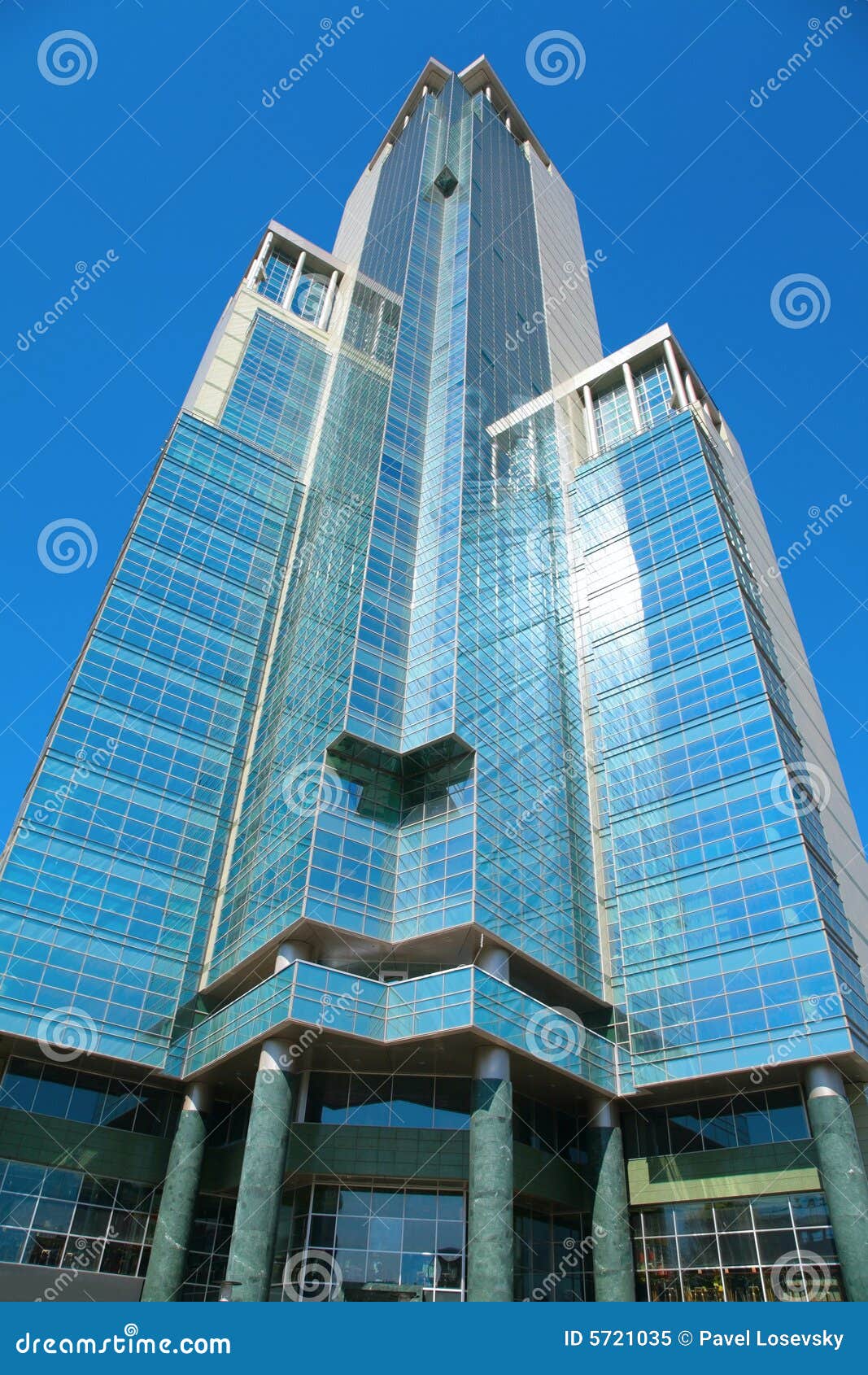 Office skyscraper stock image. Image of bent, flight, business - 5721035