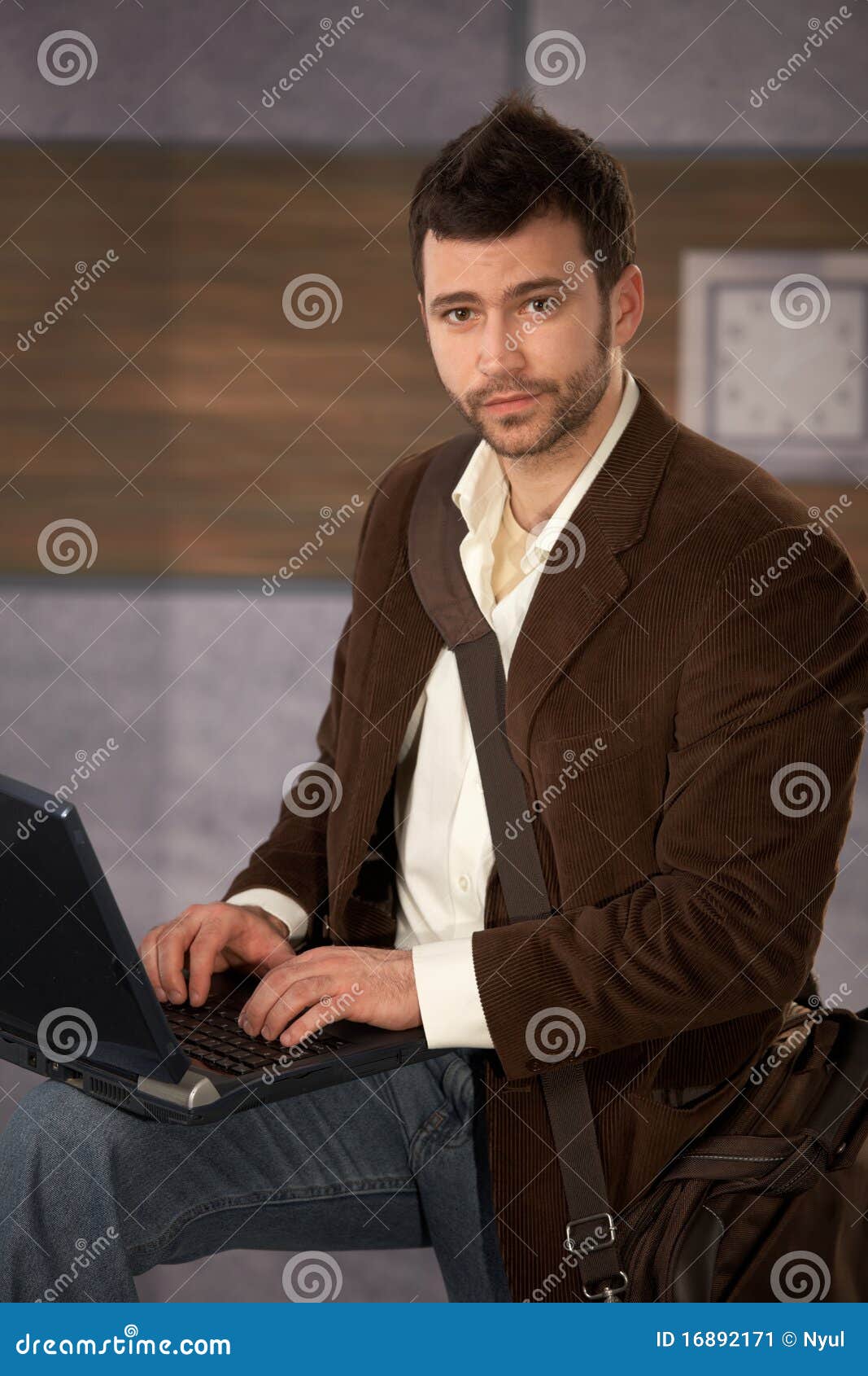 Office Worker with Computer Stock Image - Image of hallway, good: 16892171