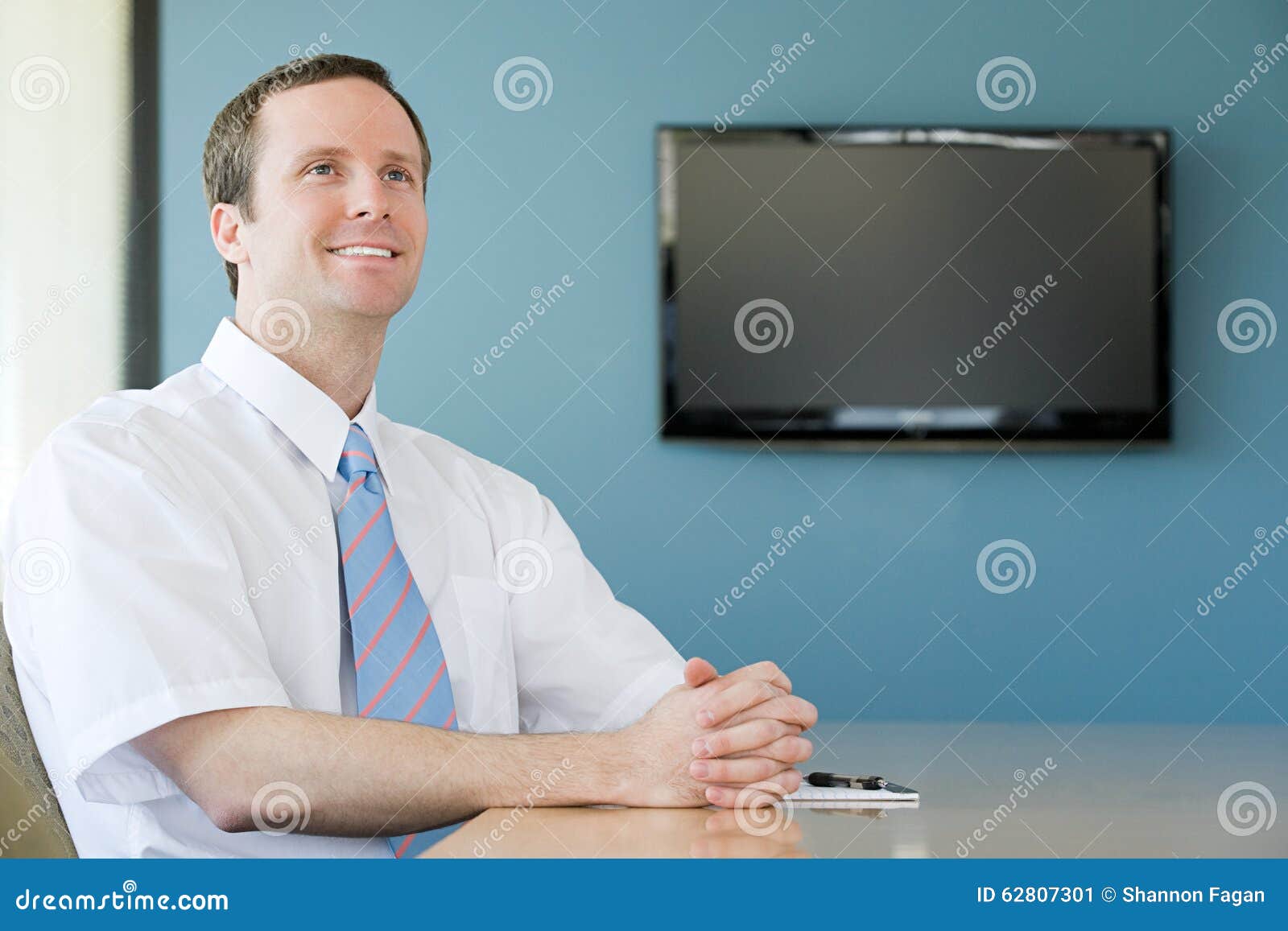 Office worker thinking stock image. Image of hands, meeting - 62807301
