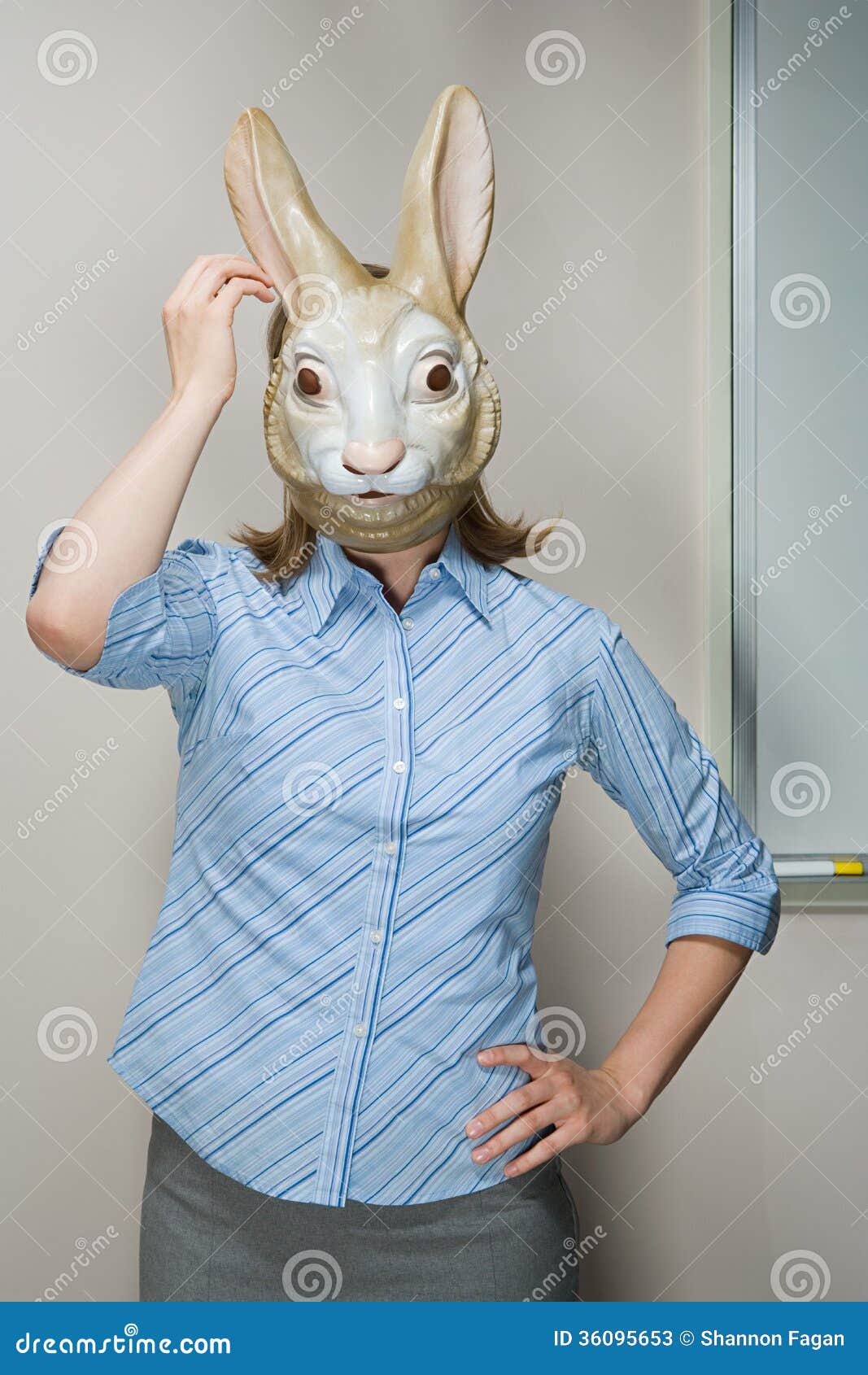 Office worker wearing mask stock image. Image of businesspersons - 36095653
