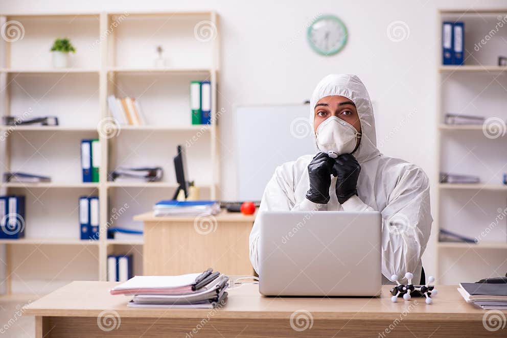 Office Worker Working in Quarantine Self-isolation Stock Image - Image ...