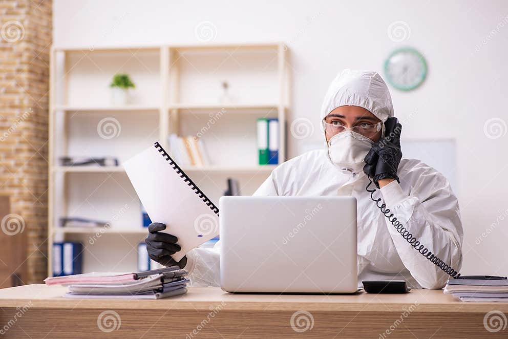 Office Worker Working in Quarantine Self-isolation Stock Photo - Image ...
