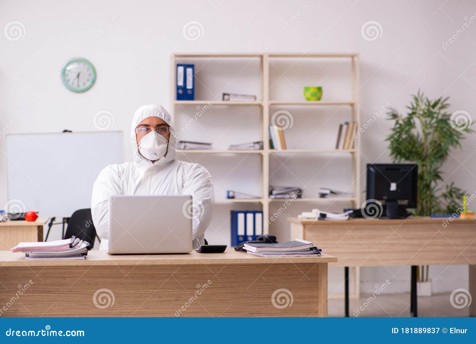 Office Worker Working in Quarantine Self-isolation Stock Image - Image ...