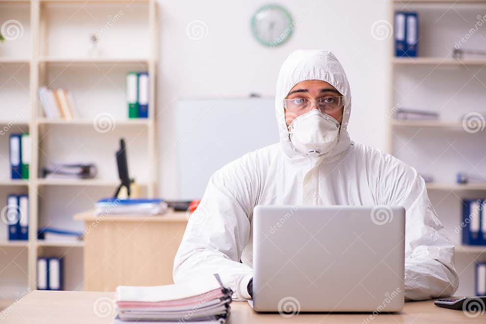 Office Worker Working in Quarantine Self-isolation Stock Image - Image ...