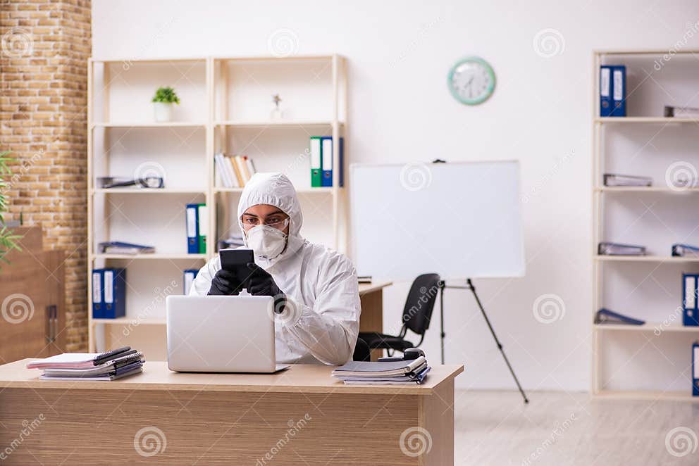 Office Worker Working in Quarantine Self-isolation Stock Photo - Image ...