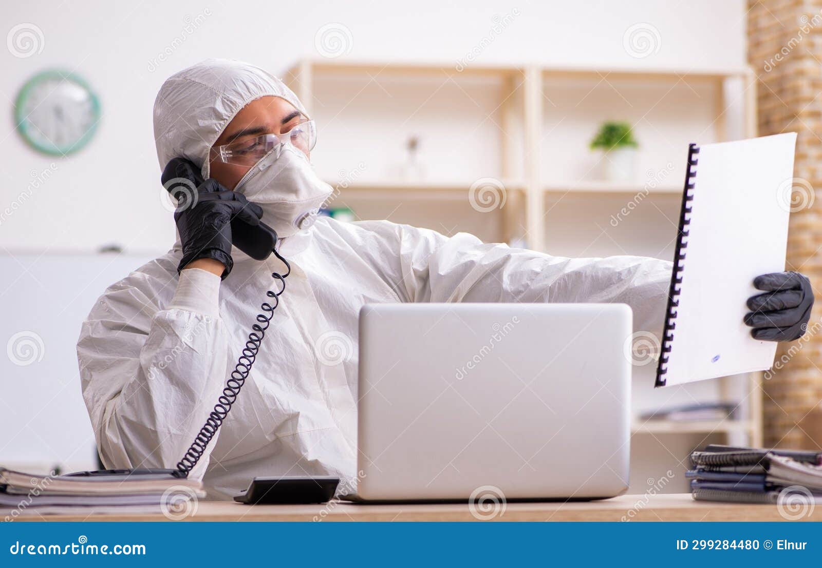 Office Worker Working in Quarantine Self-isolation Stock Photo - Image ...