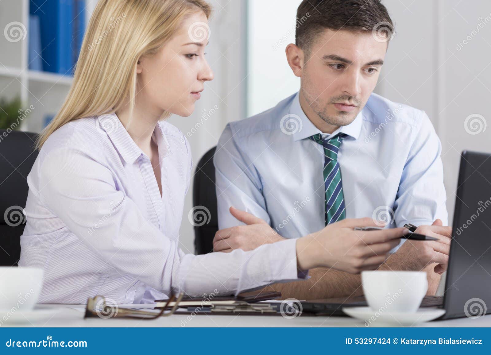 Office Workers Analyzing Problem Stock Photo - Image of businessman ...