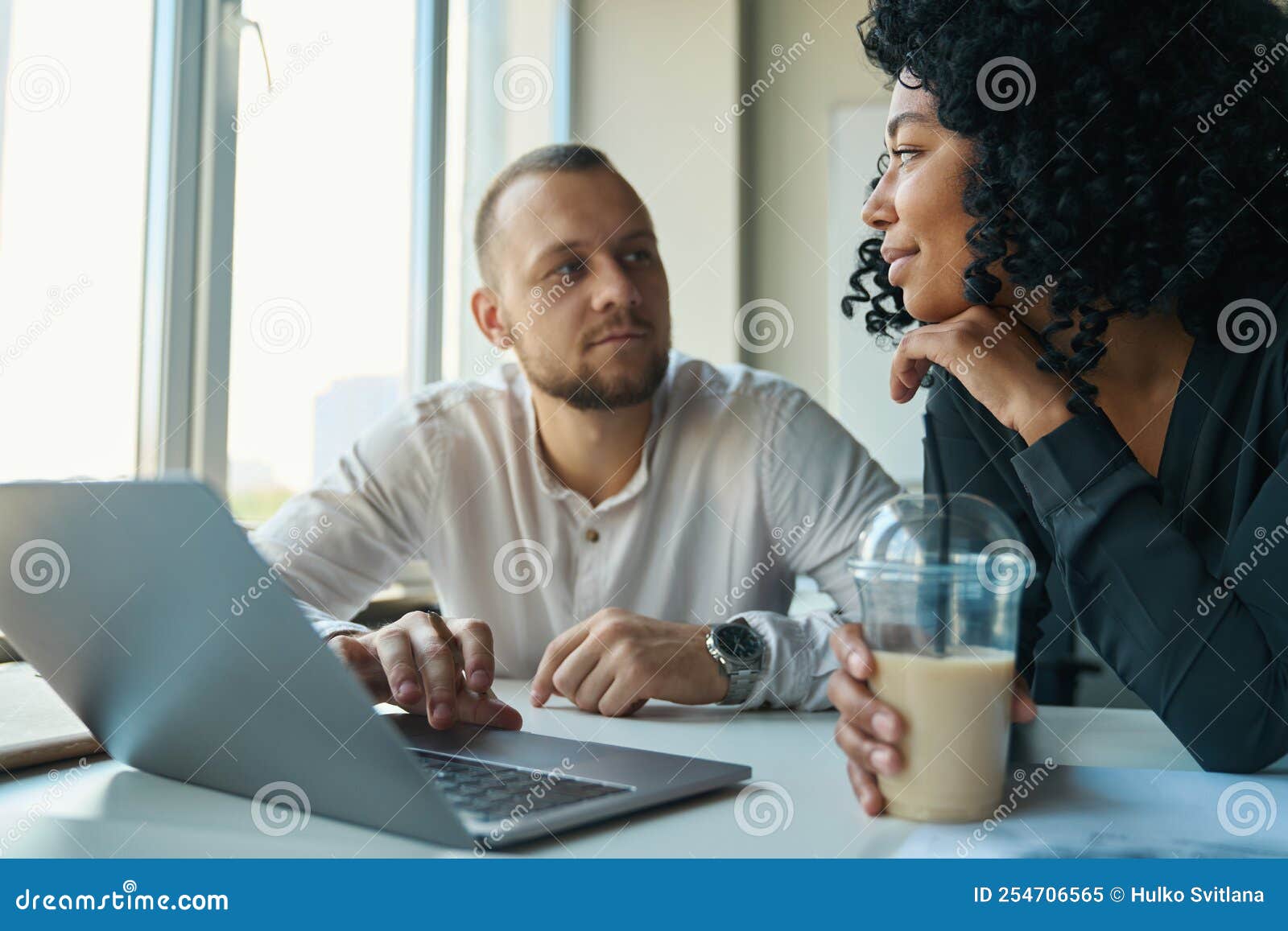 Office Workers Have a Coffee Break during Work Stock Image - Image of ...