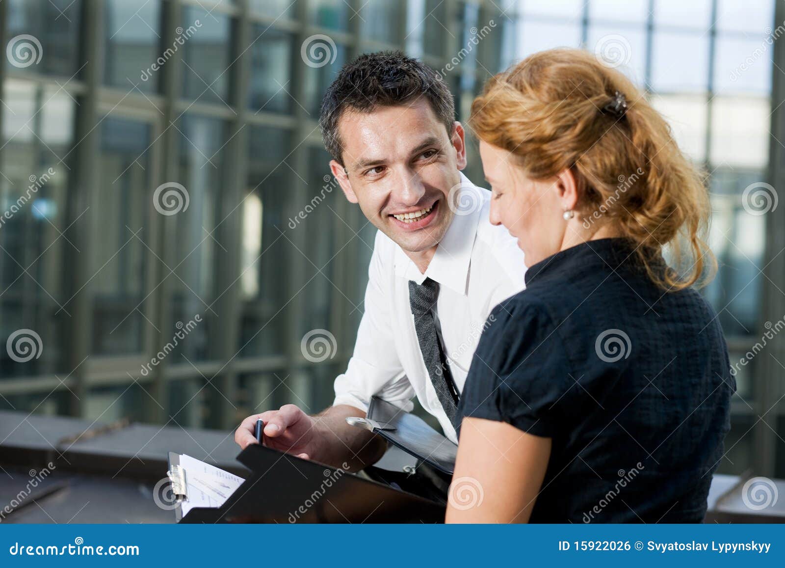Office Workers Sign Document Stock Photo - Image of executive, meeting ...