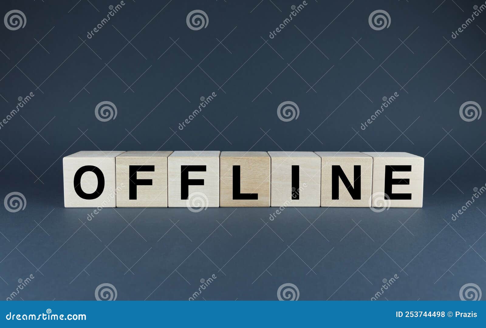 Offline. Cubos Formam a Palavra Off-line Foto de Stock - Imagem de jogo ...