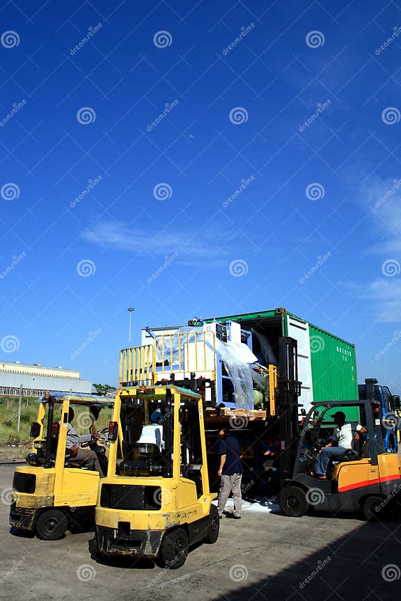 Offload container truck stock photo. Image of drivers - 4747866