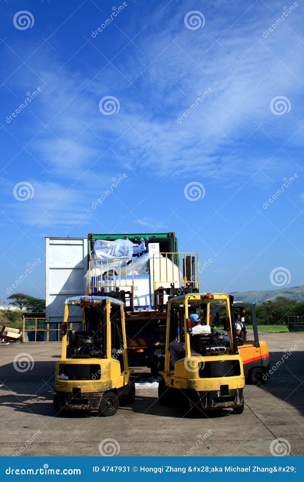 Offload container truck stock image. Image of machine - 4747931