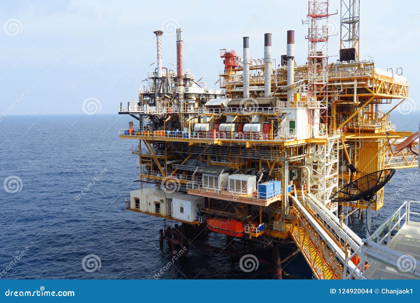 Offshore Construction Platform for Production Oil and Gas, Oil and Gas ...