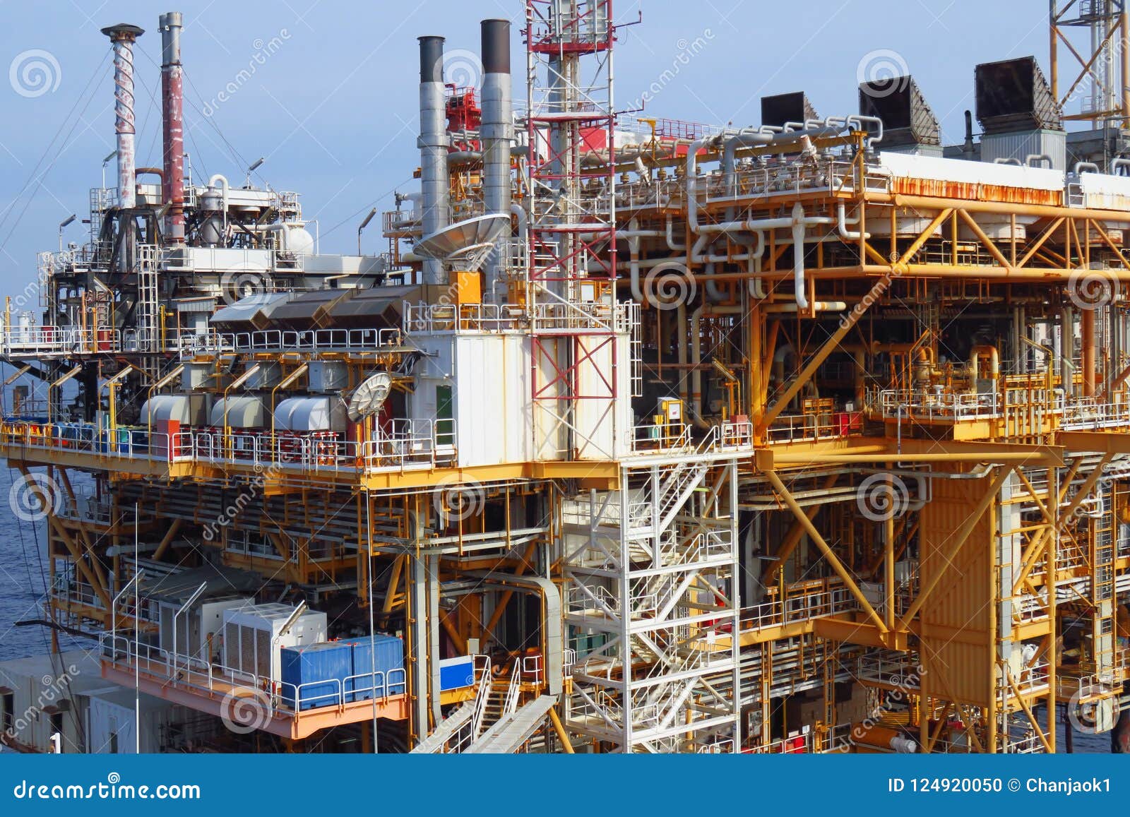 Offshore Construction Platform For Production Oil And Gas, Oil And Gas ...