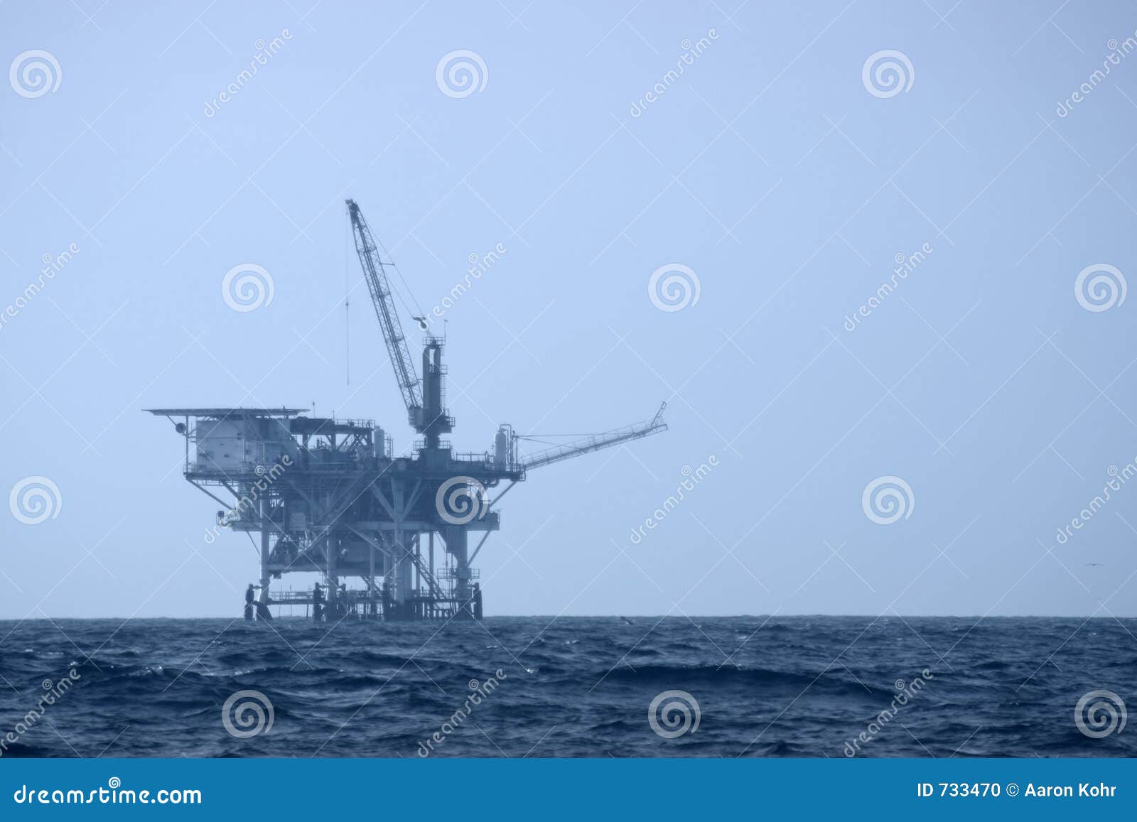 Offshore Oil And Gas Drilling Rig Work Over Wellhead Remote Platform To ...