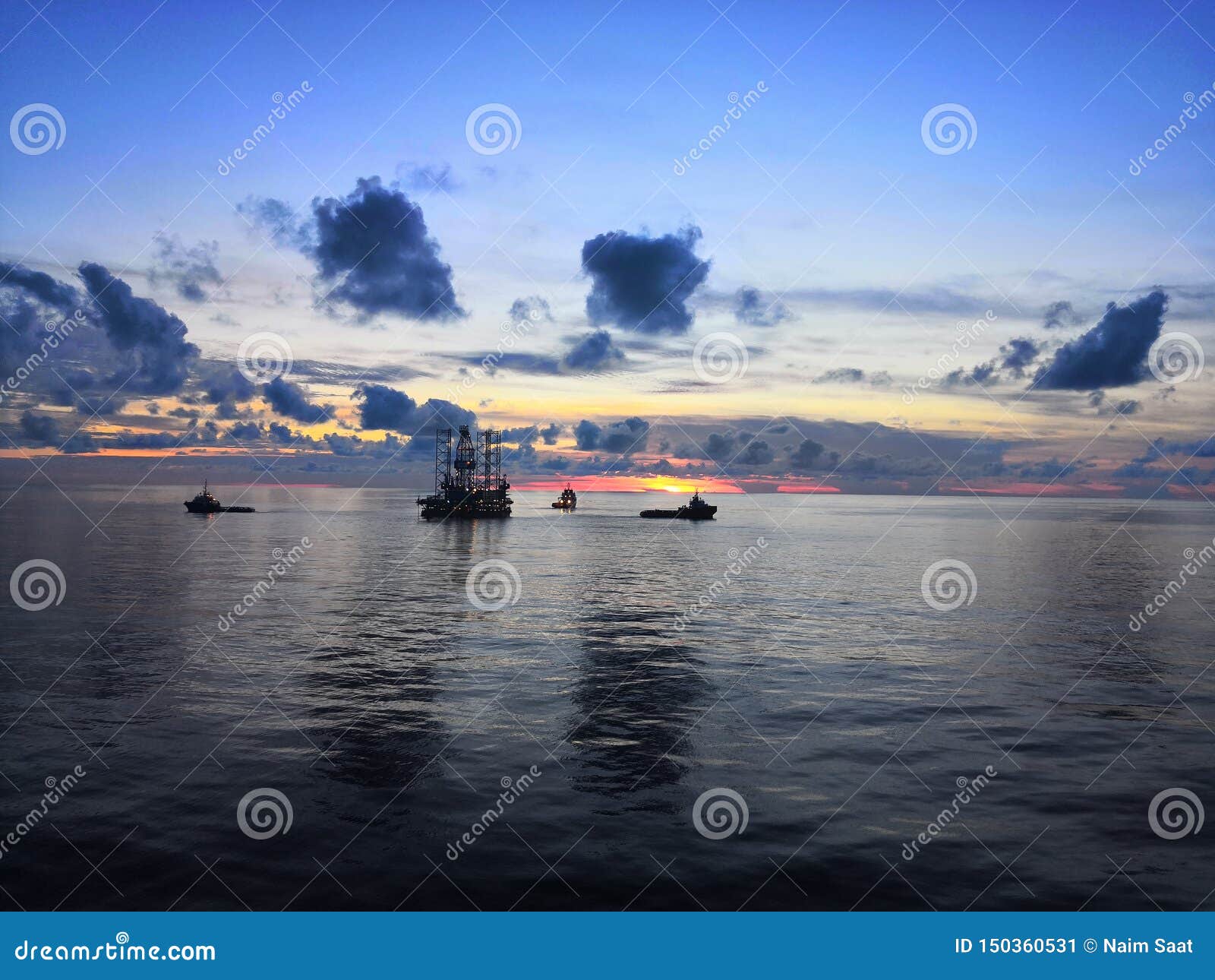Offshore Drilling at Sunset Stock Image - Image of engineering ...