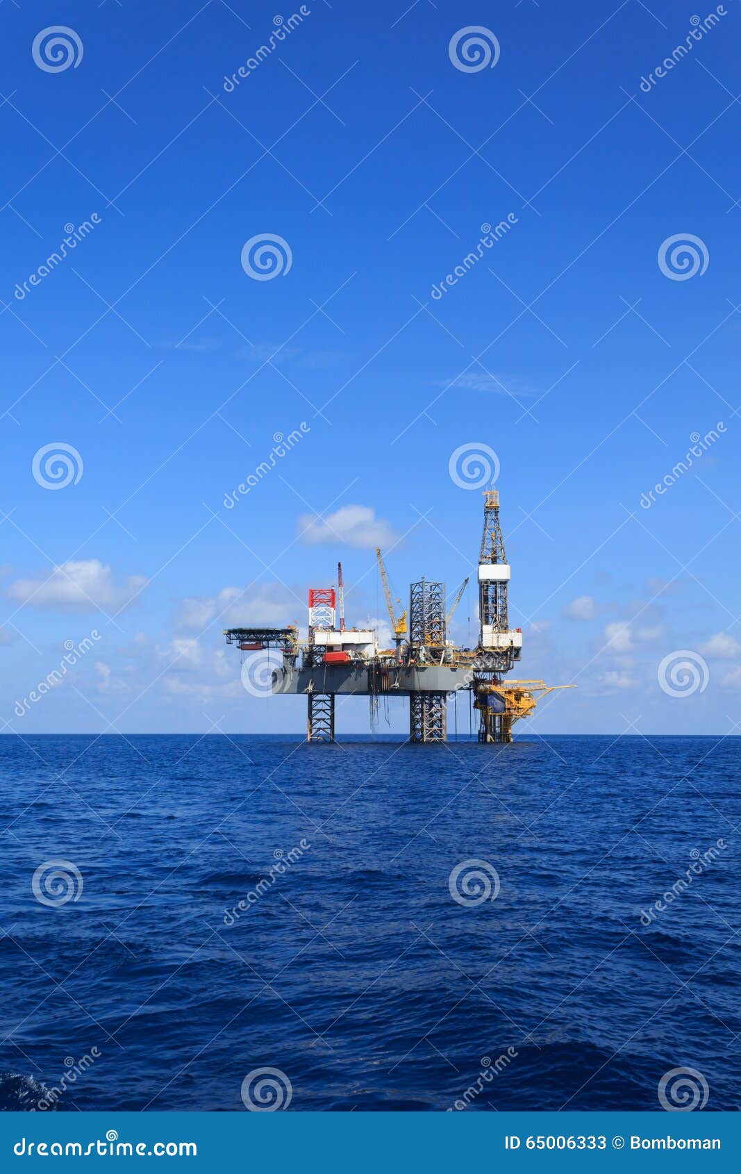 Offshore Jack Up Drilling Rig Over the Production Platform Stock Image ...