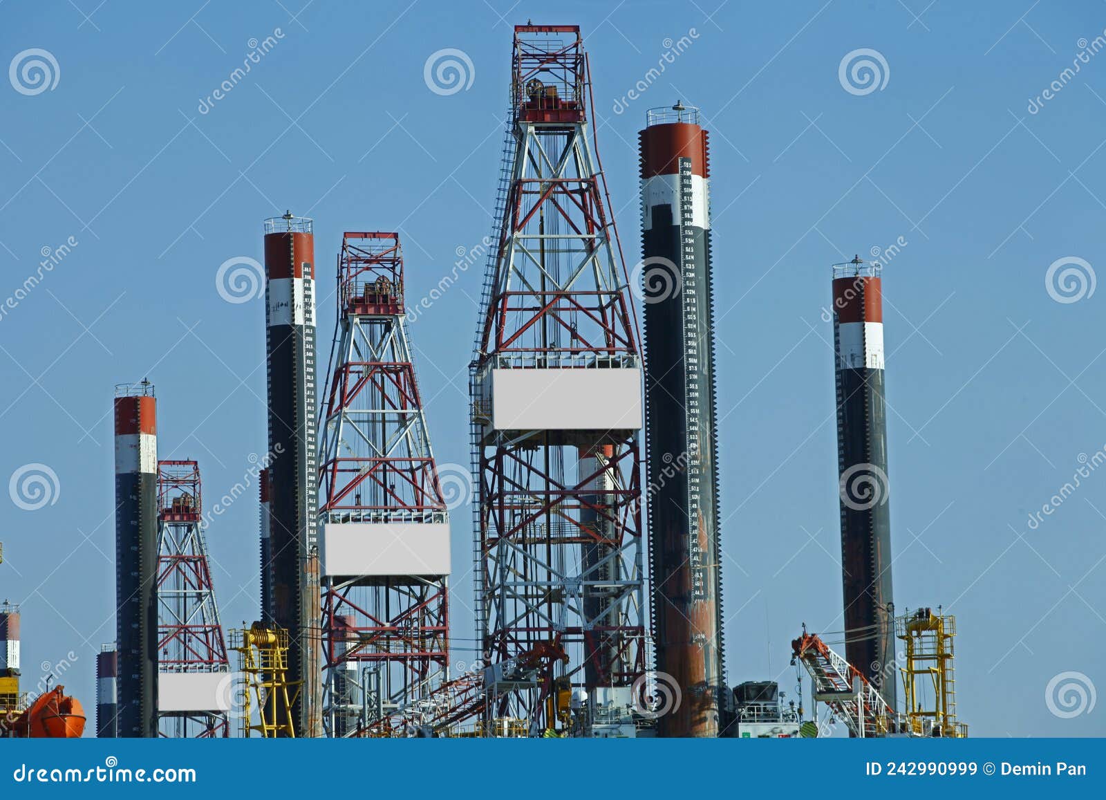 Offshore Oil Drilling Platform Stock Image - Image of fuel, crude ...