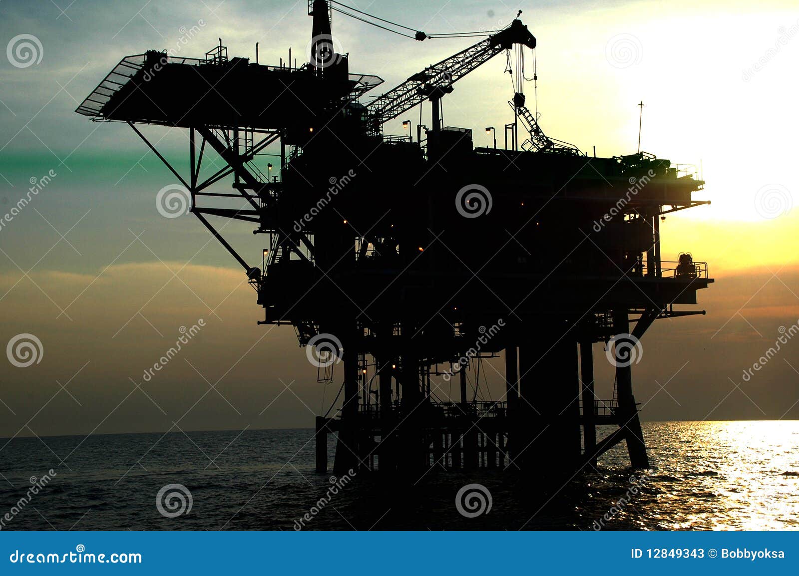 Offshore Oil Mechanical Drilling Stock Image - Image of platform ...