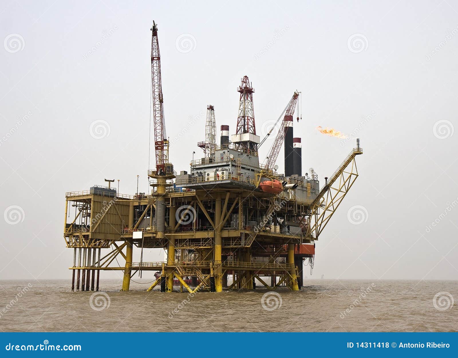 Offshore Oil Production Installation Stock Photo - Image of natural ...