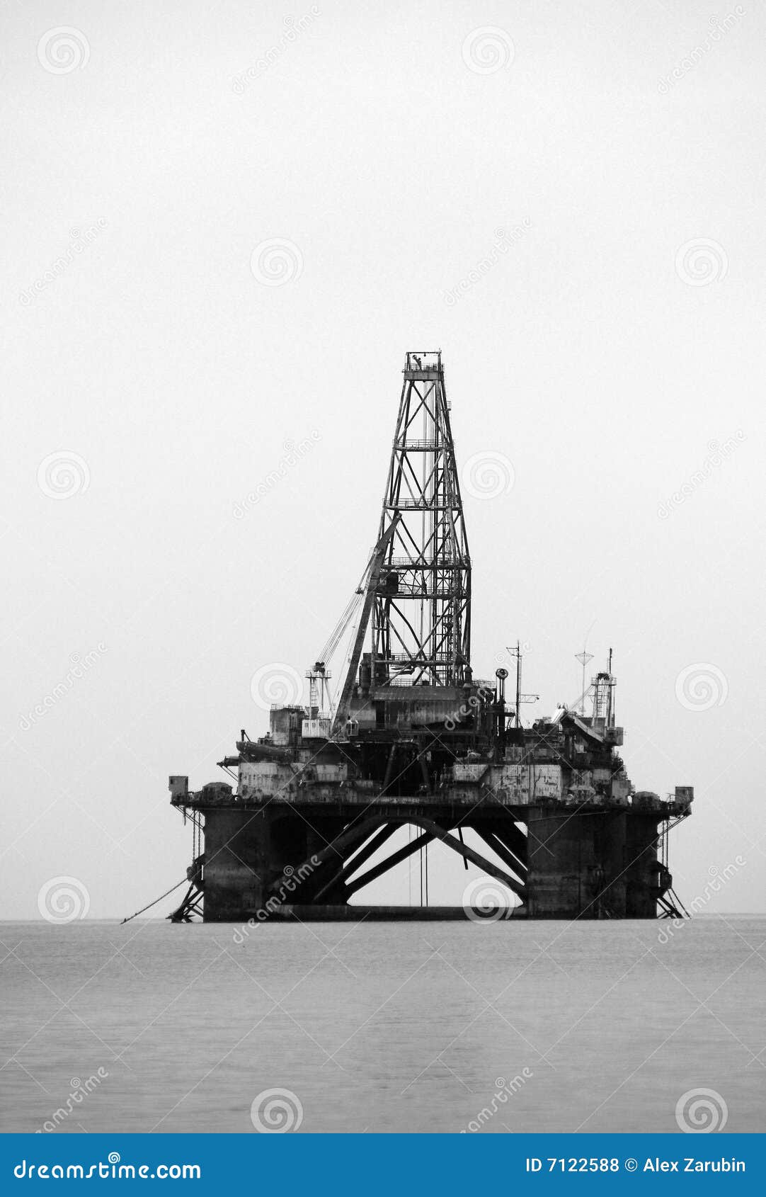 Offshore Oil Rig stock photo. Image of evening, dusk, machinery - 7122588