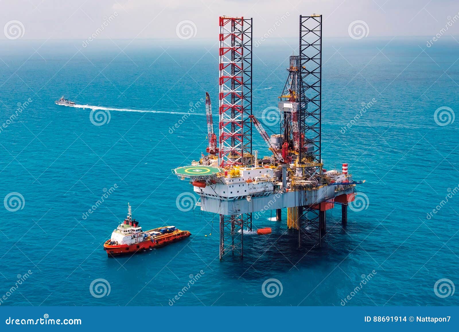 Offshore Oil Rig Drilling Platform Stock Photo - Image of flame, asia ...