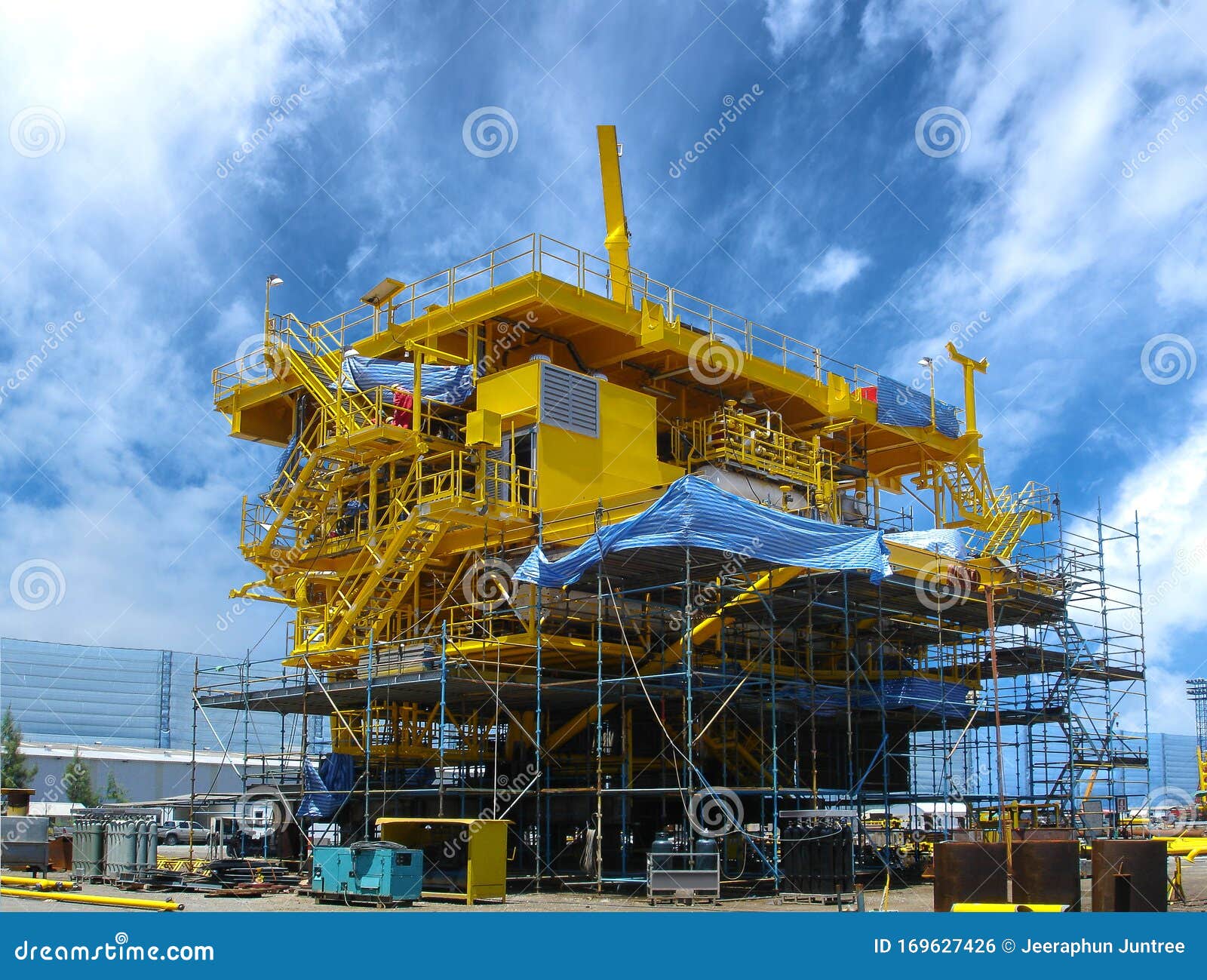 Rig Platform during Construction Stock Photo - Image of metal, chemical ...