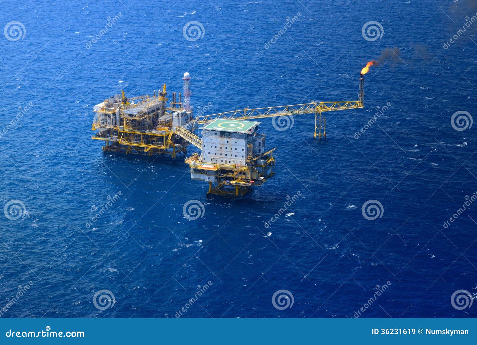 Top View Offshore Oil Rig Platform Stock Photography | CartoonDealer ...