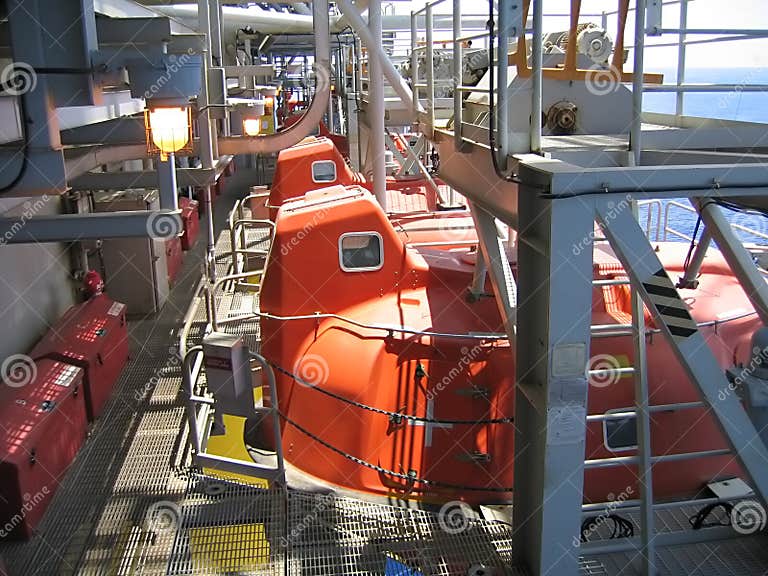 Offshore Platform Escape Lifeb Stock Image - Image of gulf, explosion ...