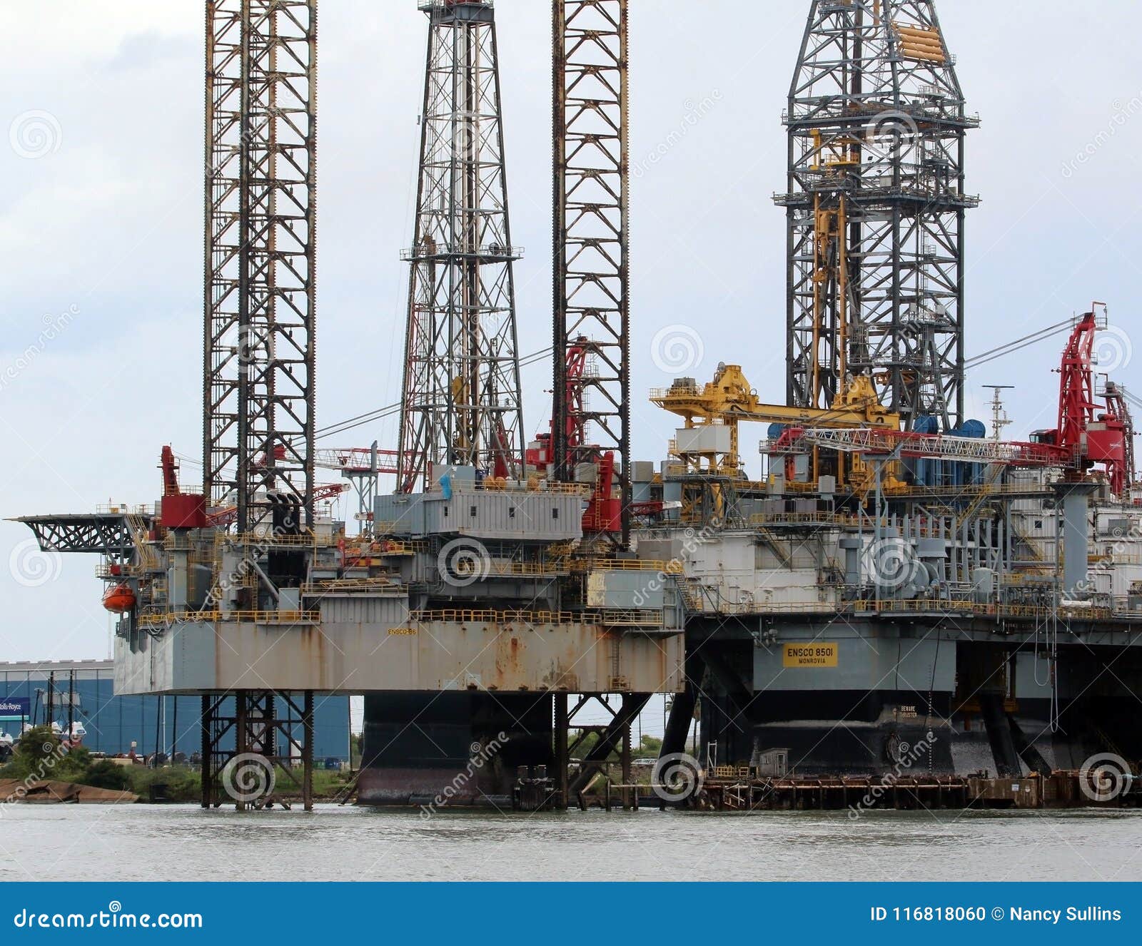 Offshore Platform Under Construction Editorial Image - Image of ...