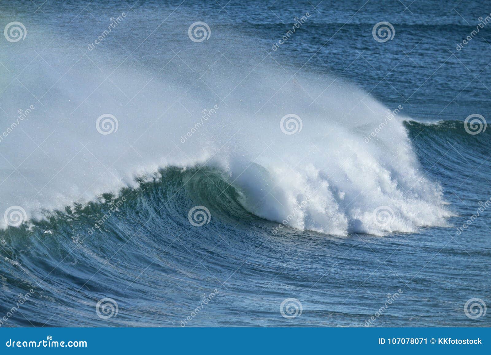 Offshore Wave with Spray in the Pacific Ocean Stock Image - Image of ...