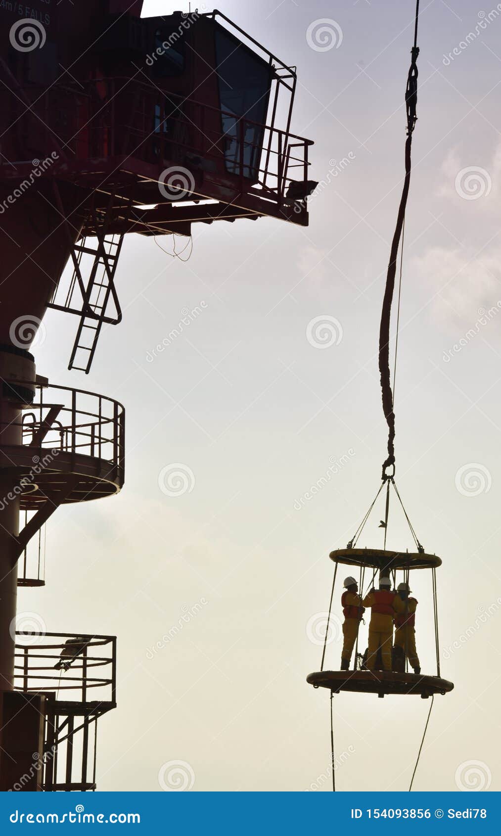 Offshore Worker Transfer from Oil Platform To Accommodation Barge Stock ...