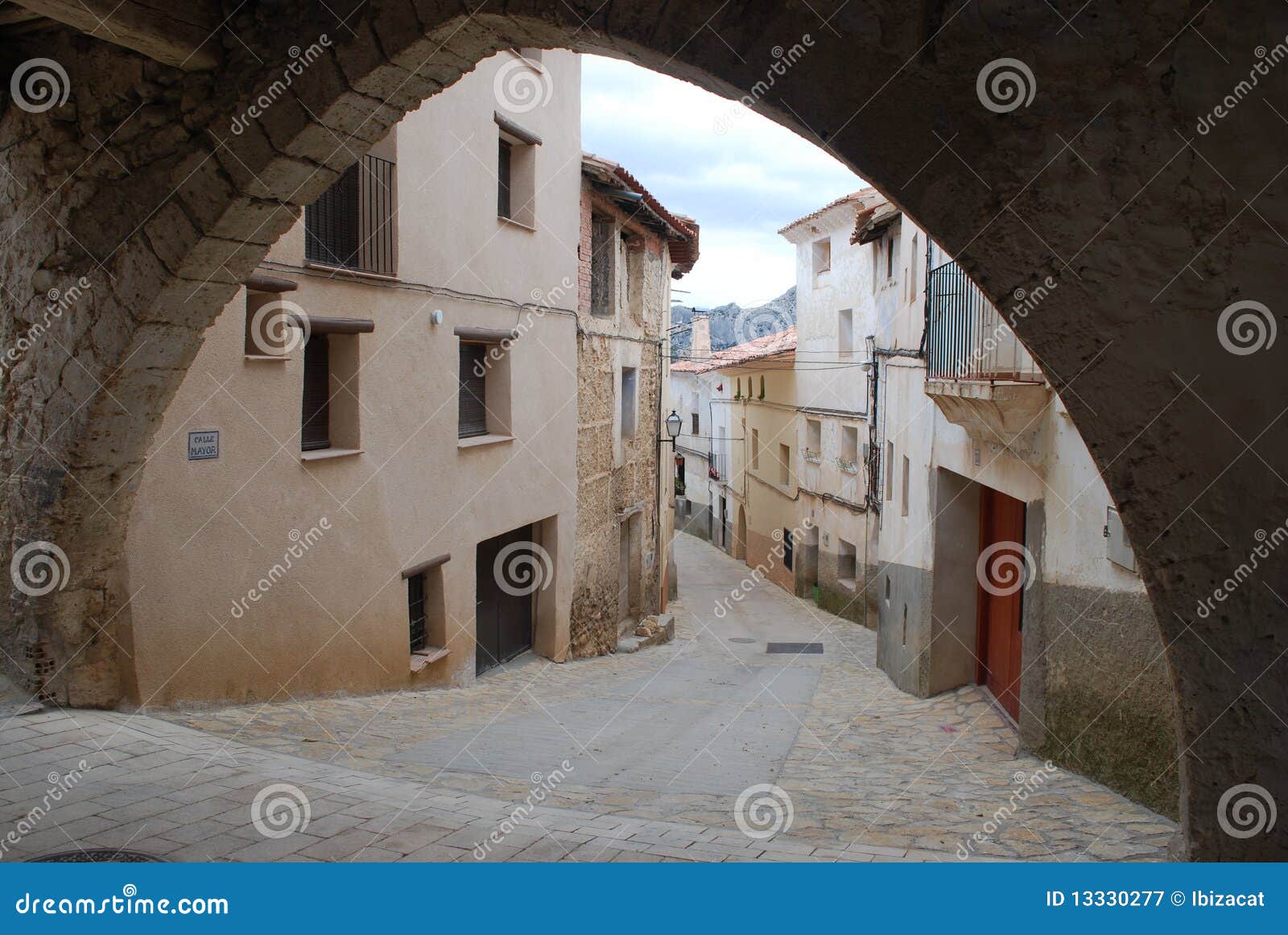 Ogee arch stock image. Image of portal, house, ancient - 13330277