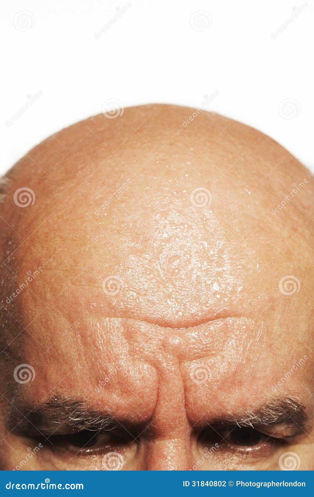 Ogen En Kaal Hoofd Van De Mens Stock Foto - Image of mens, baby: 31840802